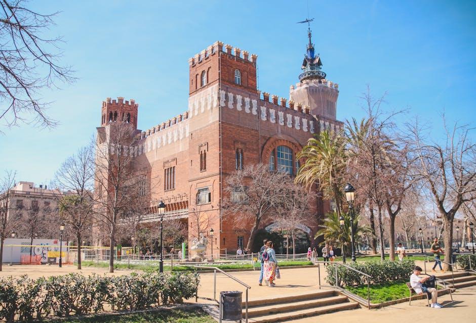 Descobreix la història del Castell dels Tres Dragons - Barcelona Decideix